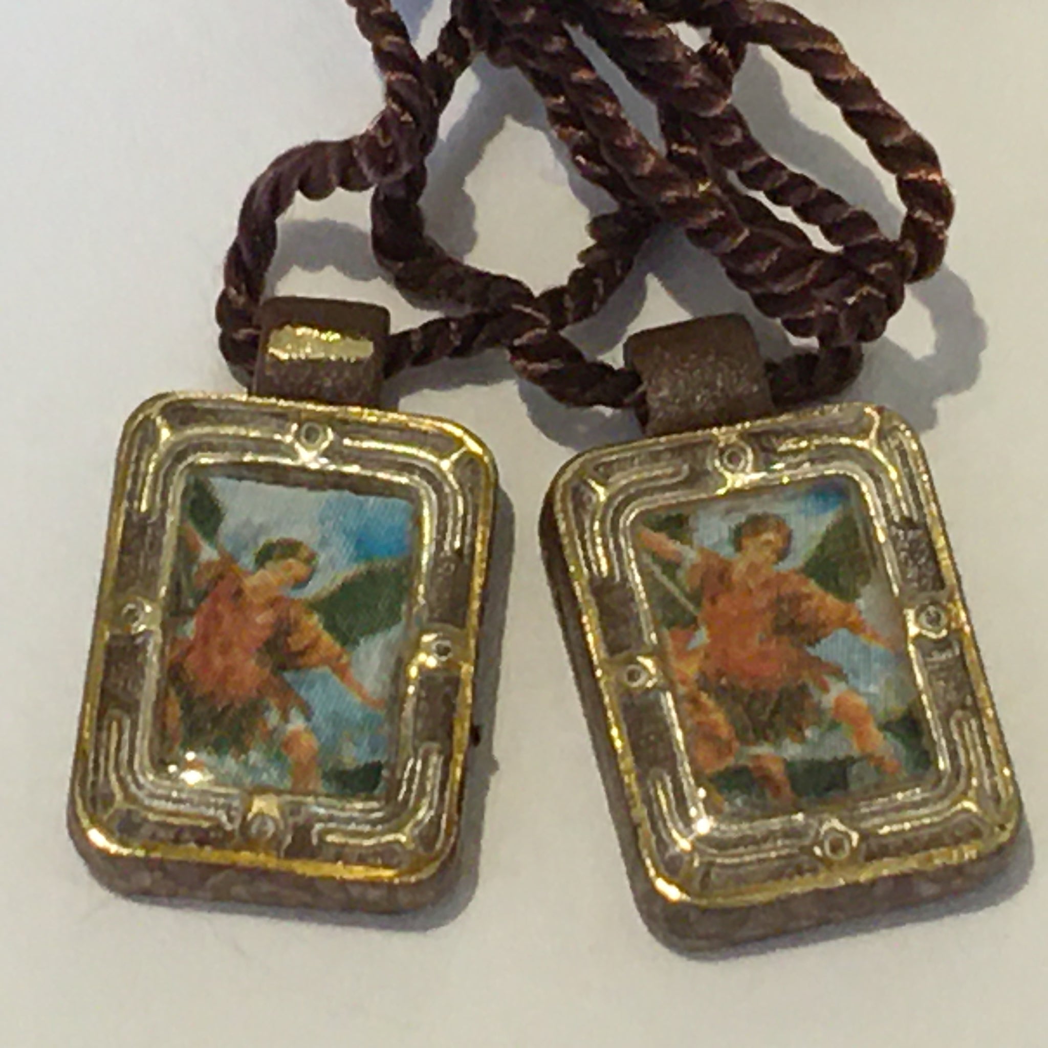 Small Scapular – Shop Cabrini